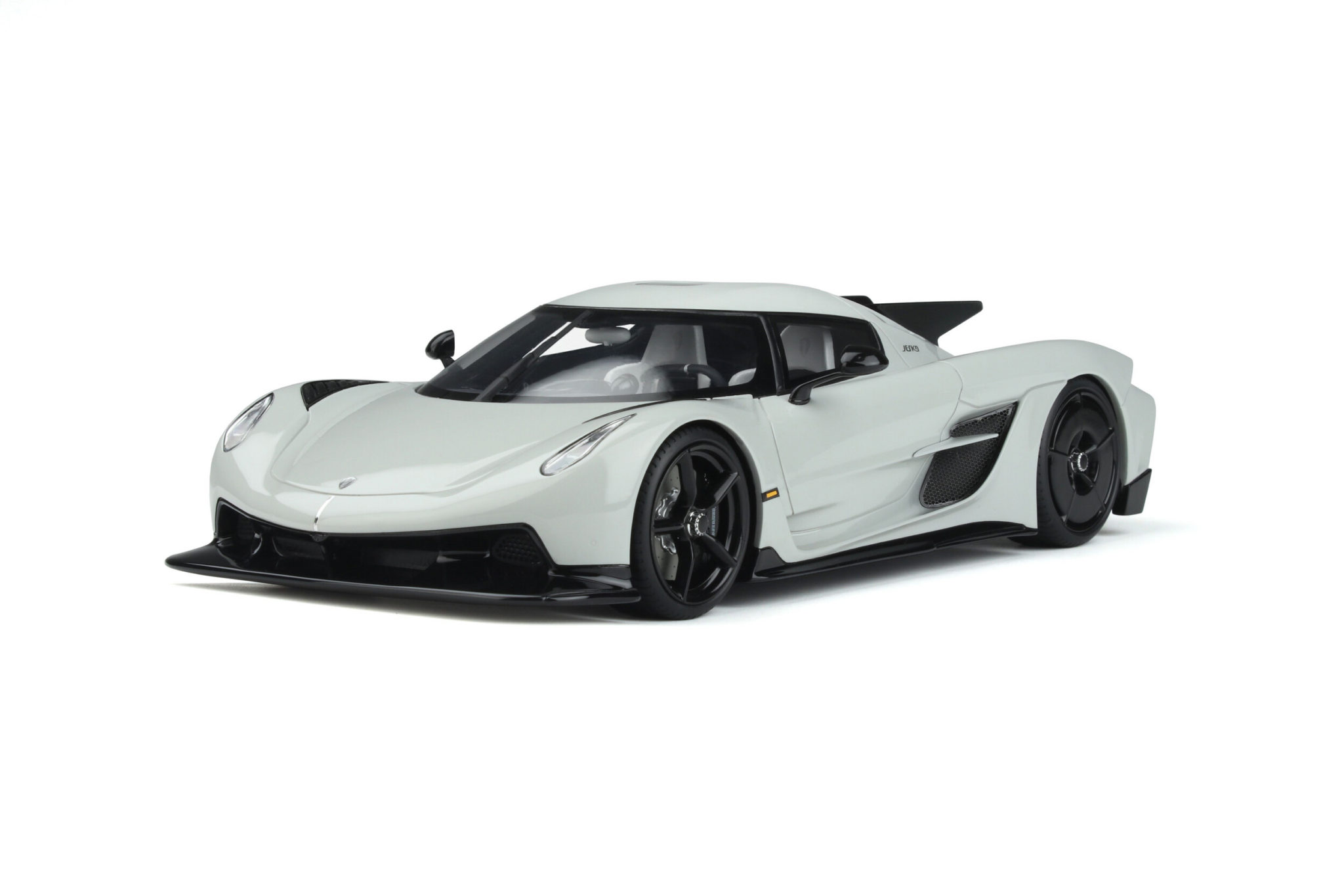 Koenigsegg Jesko Absolut - Model car collection - GT SPIRIT