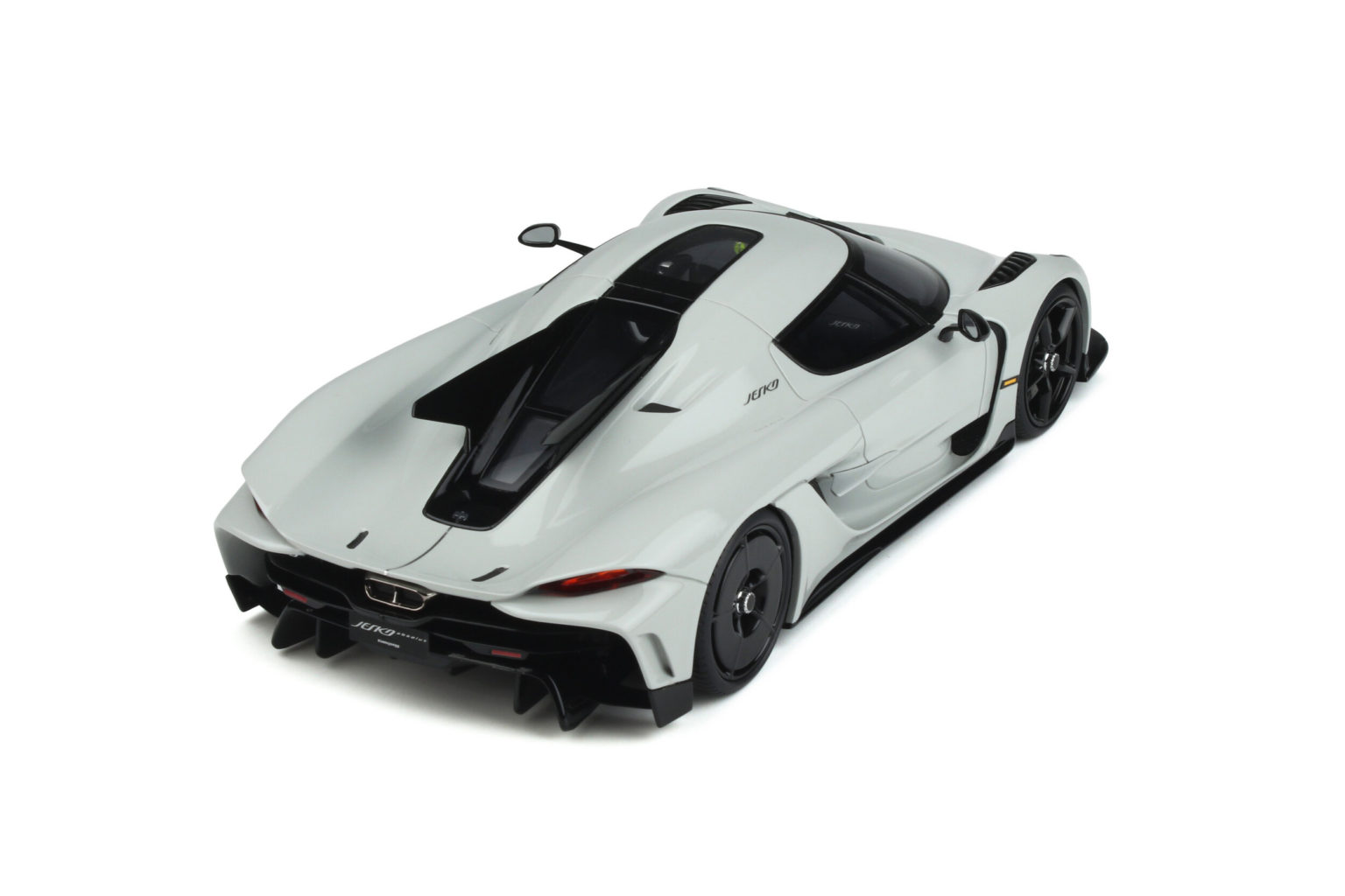 Koenigsegg Jesko Absolut - Model car collection - GT SPIRIT